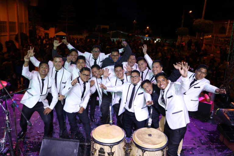 Orquesta Los del Río de Ambato, 18 años poniendo a bailar al Ecuador ...