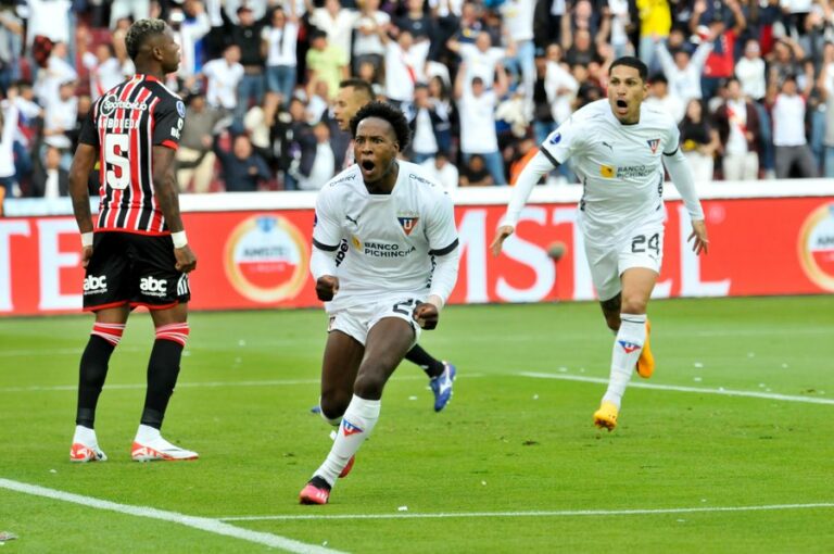 Jhojan Julio no continuará más en la Liga de Quito
