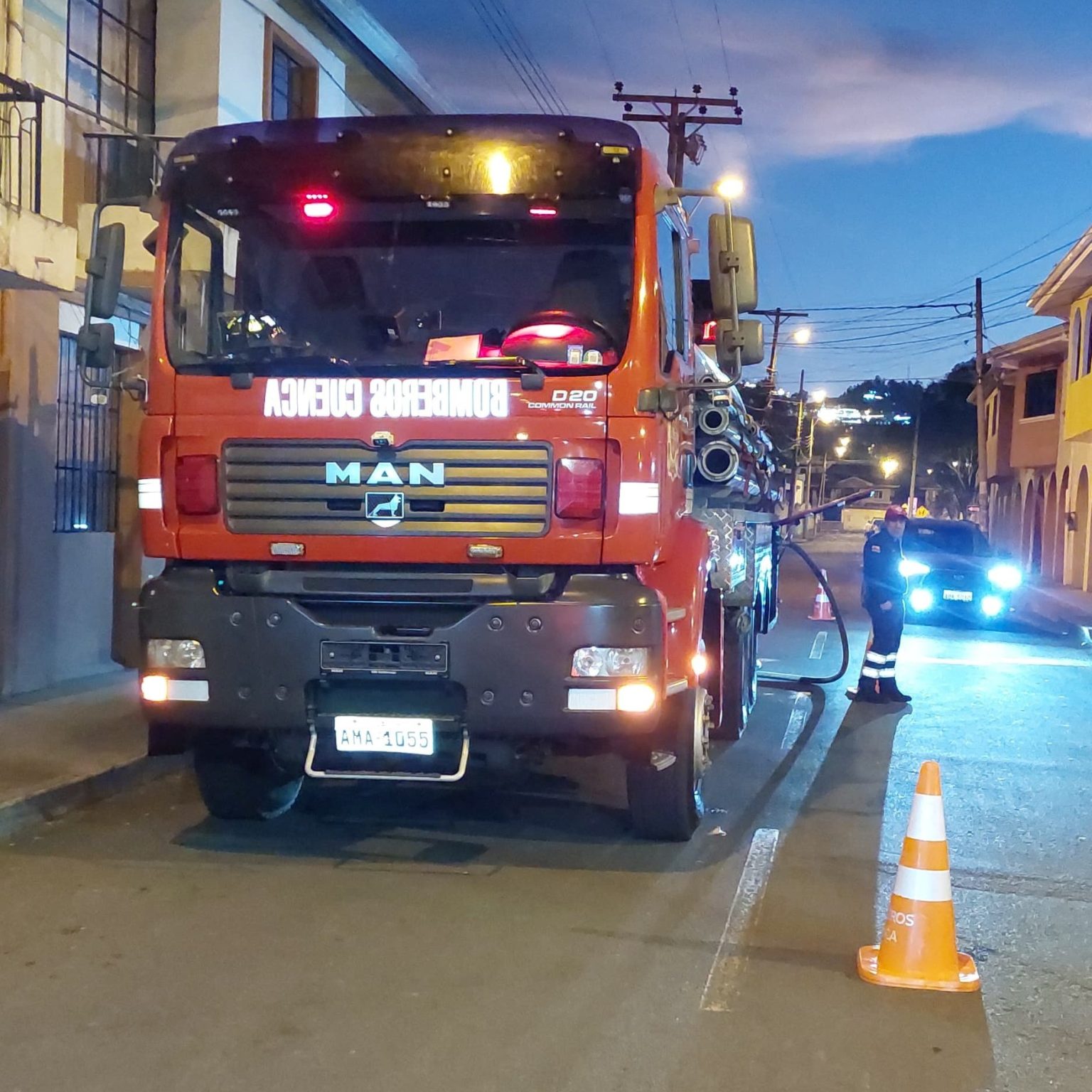 42 emergencias atendieron los bomberos de Cuenca en el último fin de ...