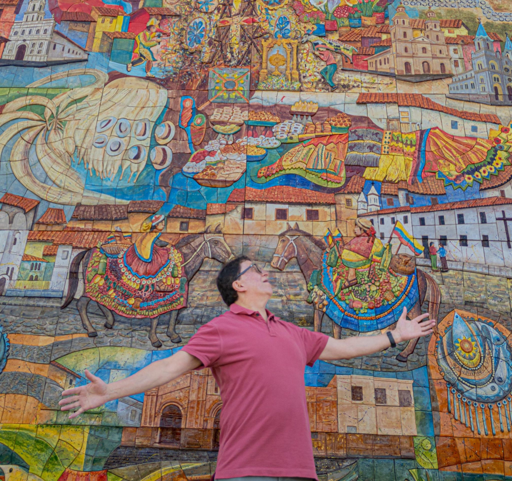 “Cuenca Vuela Alto”, el mural del artista Hernán Illescas que recibe a ...