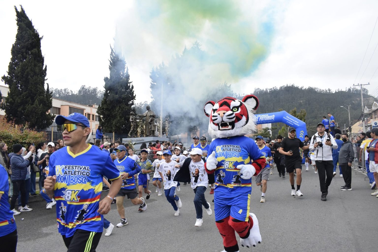 Carrera Don Bosco 8K convocó a miles de personas - Diario El Mercurio