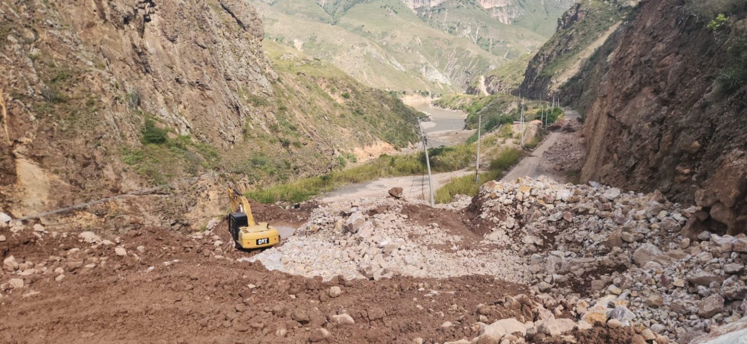 De 3 a 4 semanas estará cerrada la vía Cuenca – Girón – Pasaje ...